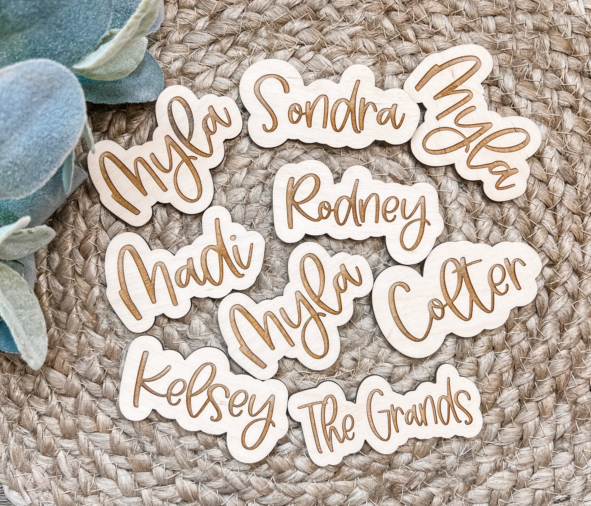 Offset Name Magnet – Itty Bitty Peach
